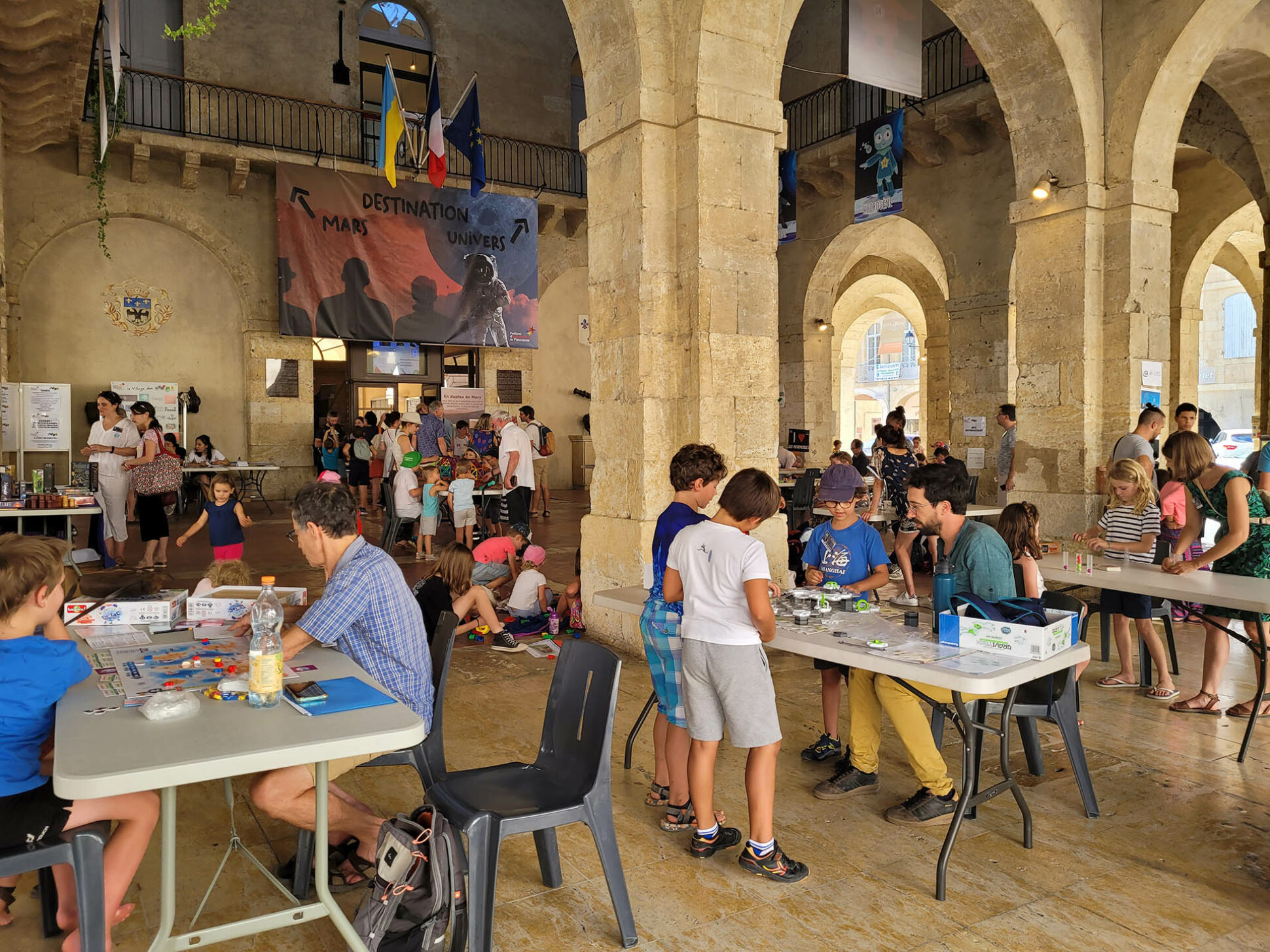 Dans les coulisses du Village des CHNOPS - Instant Science